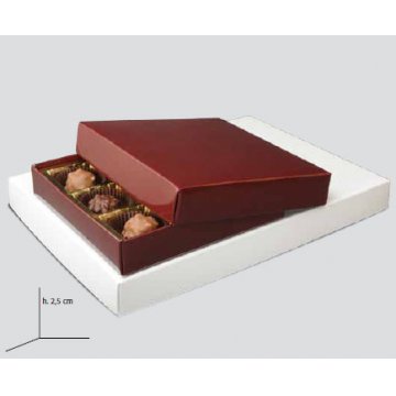 LUXURY SQUARE PRALINE BOX | Worldwide